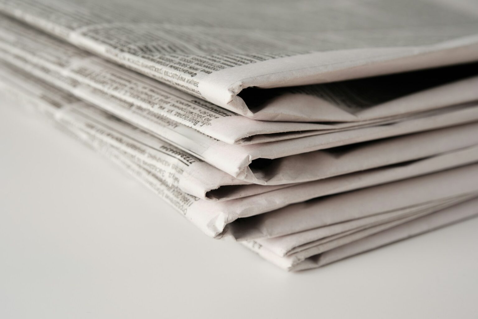 Print Ads That Stick: Using Magazines and NewspapersAdpages